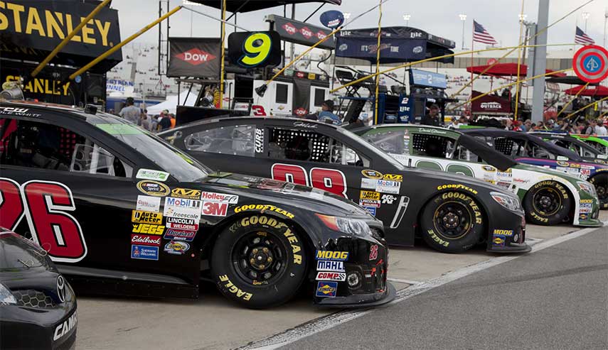 The DualLiner Guide to NASCAR Tailgating On Race Weekend | DualLiner ... The DualLiner Guide to NASCAR Tailgating On Race Weekend | DualLiner ...